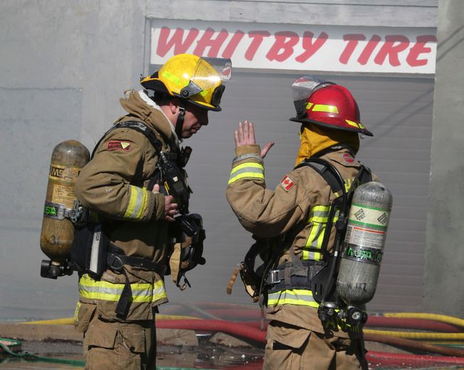 Firefighters battle blaze in downtown Whitby | Toronto Sun