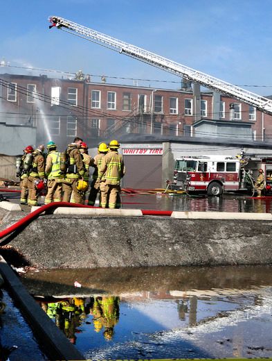Firefighters battle blaze in downtown Whitby | Toronto Sun