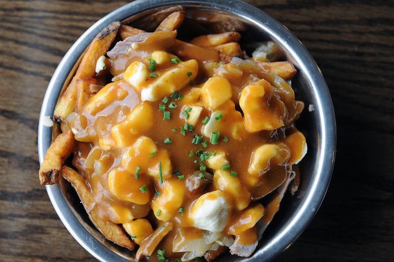 Canadian soldiers can get their poutine fix on the battlefield ...