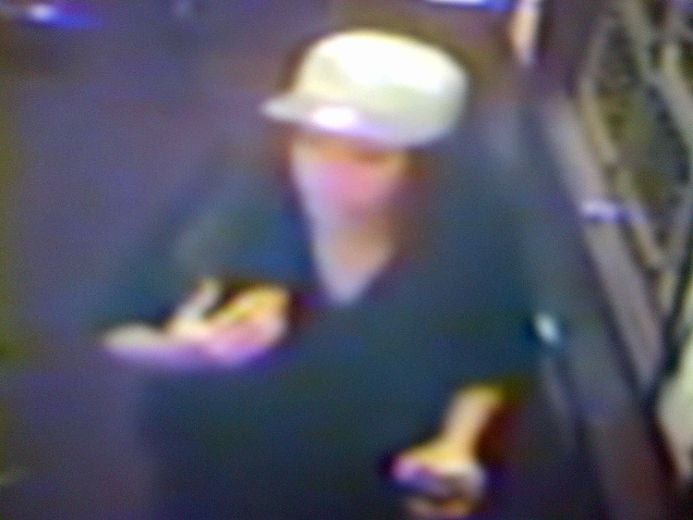 Arrest in jewel heist that saw gun pointed at girl | Toronto Sun