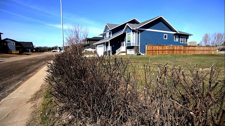 Success of Slave Lake fire recovery 'unfathomable,' says mayor ...