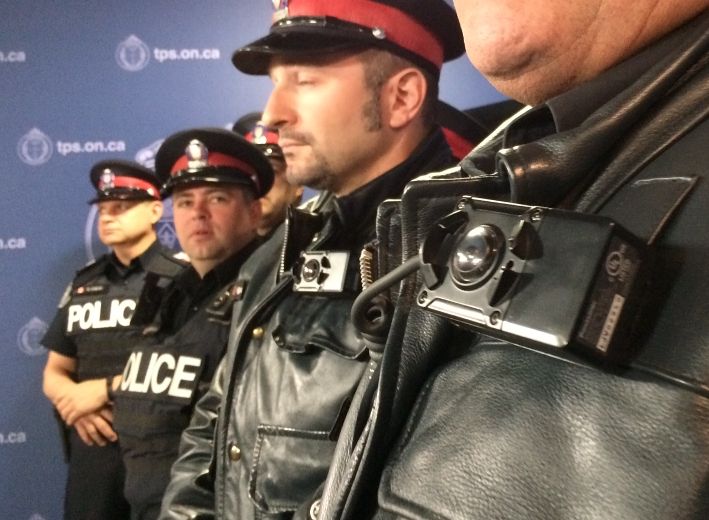 First look at Toronto Police body-worn cameras | Toronto Sun