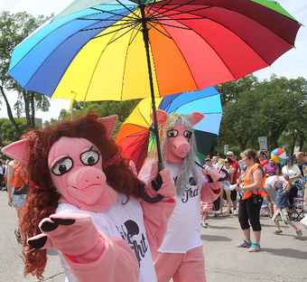 Biggest Pride parade ever | Winnipeg Sun