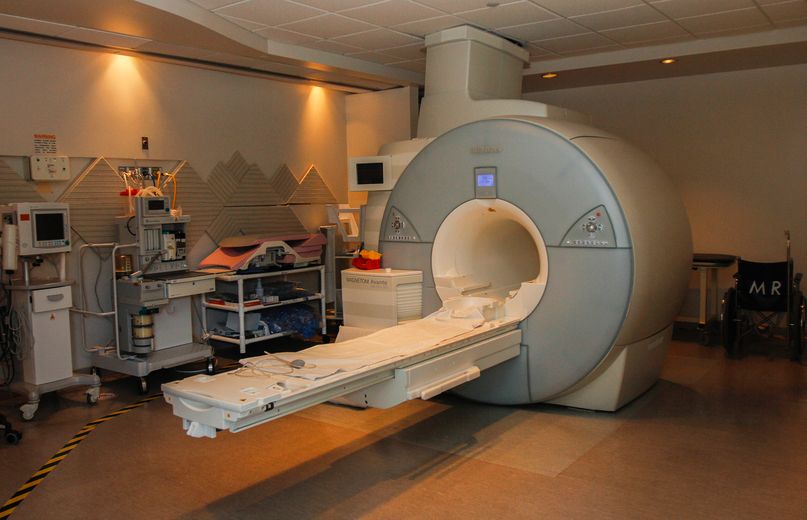 Radiologists pledge $100,000 toward MRI fundraiser | The Kingston Whig ...