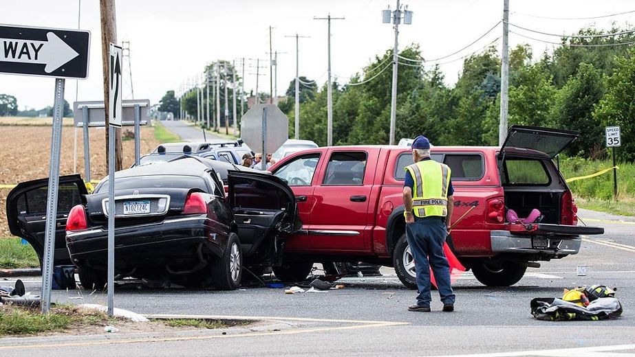 4 women touring wineries killed when truck smashed into limo | Toronto Sun