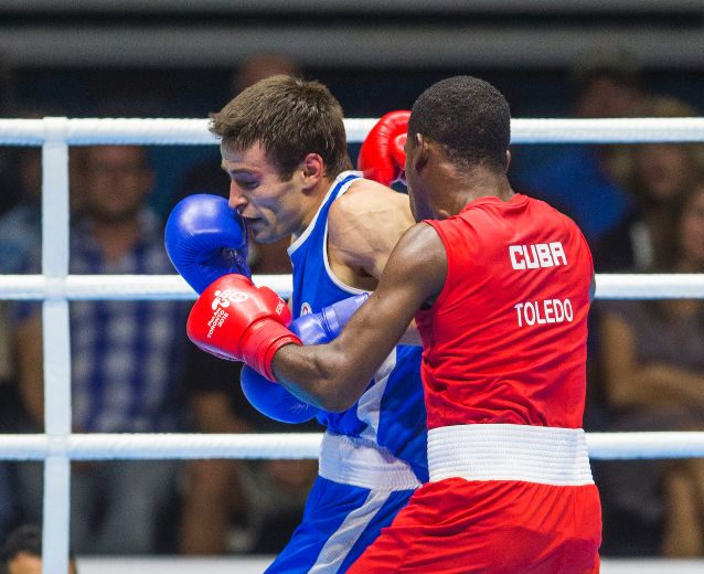 Big, bad boxing gold for 'Chechen Wolf' | Toronto Sun