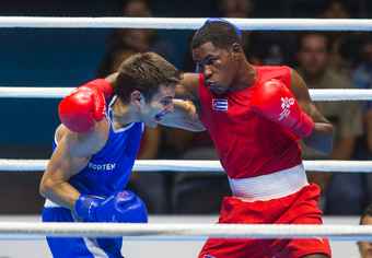 Big, bad boxing gold for 'Chechen Wolf' | Toronto Sun