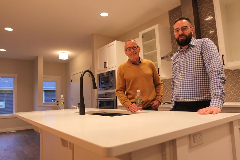 Edmonton builders hope skinny homes will solve infill issues | Edmonton Sun