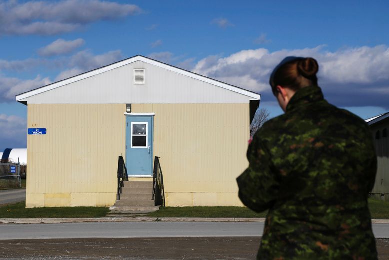 Ontario reservists offered refugee security duty | Toronto Sun