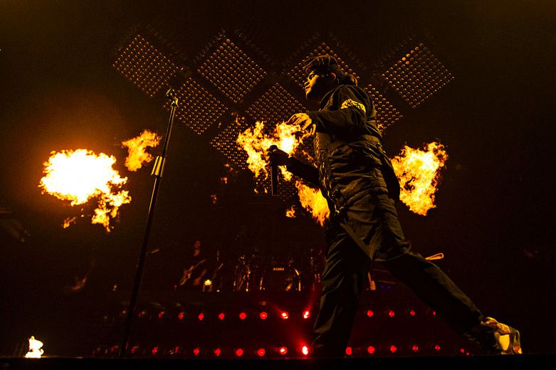 The Weeknd treats Edmonton to musical mash-up | Edmonton Sun