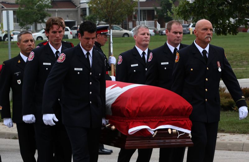 Widow of slain firefighter wants inquest | Toronto Sun
