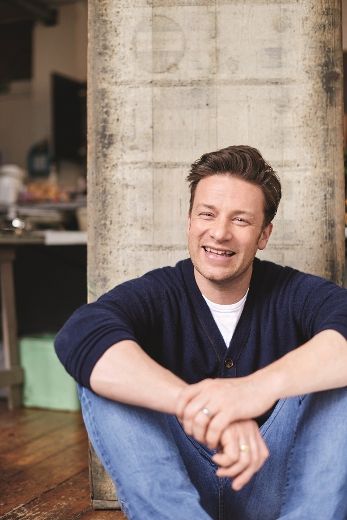 Jamie Oliver the latest celebrity chef to launch restaurant in Toronto ...