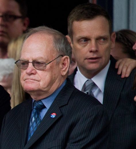 'Rolly' Fox, father of Terry Fox, dies at 80 | Toronto Sun