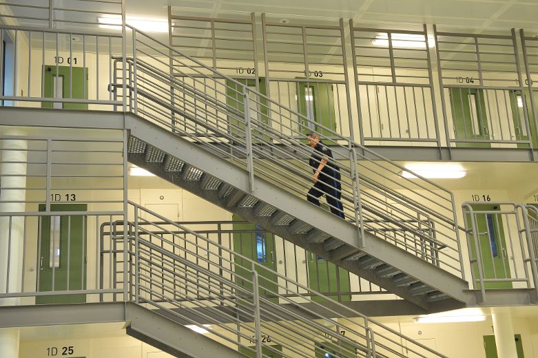 Judge recommends policy change at Edmonton Remand Centre after inmate ...