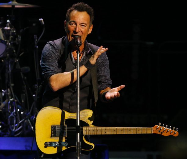Classic Bruce Springsteen rocks Toronto with River Tour stop | Toronto Sun
