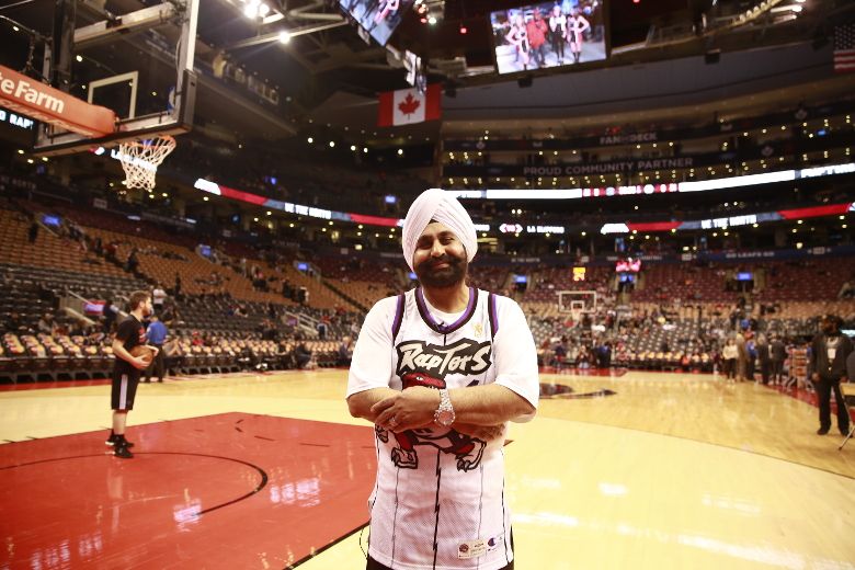 Raptors' superfan earns his charity stripes | Toronto Sun