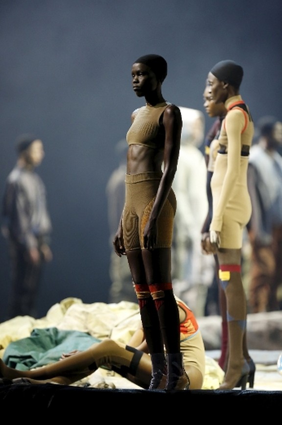 Kanye West's fashion show and album draw 20M viewers | Toronto Sun