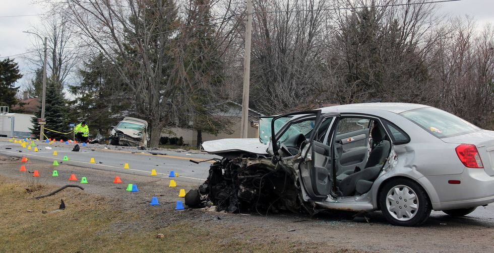 Three people in hospital after crash near Inverary | The Kingston Whig ...