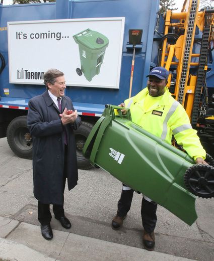Raccoon-resistant green bins hit streets in Scarborough | Toronto Sun