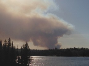 Ingolf evacuated due to forest fire | Winnipeg Sun