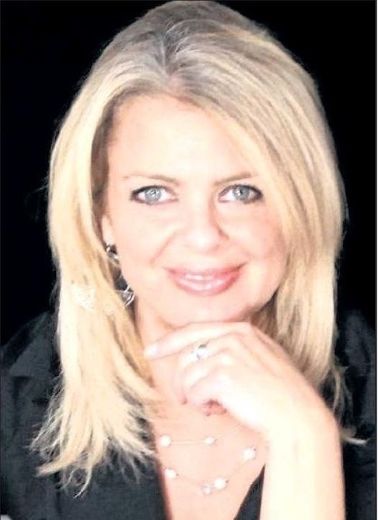 Tait: Back in the spotlight; Former Edmonton sportscaster returns to ...