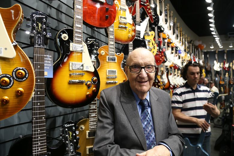 Long and McQuade opens in Belleville | Belleville Intelligencer