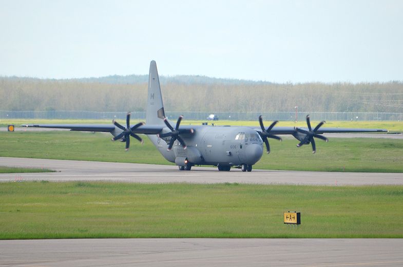 Hundreds of international troops fill the skies at Cold Lake Air ...