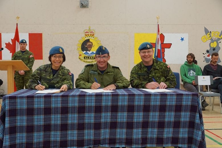 'Frozen chosen' get new CO at CFB Alert | Belleville Intelligencer