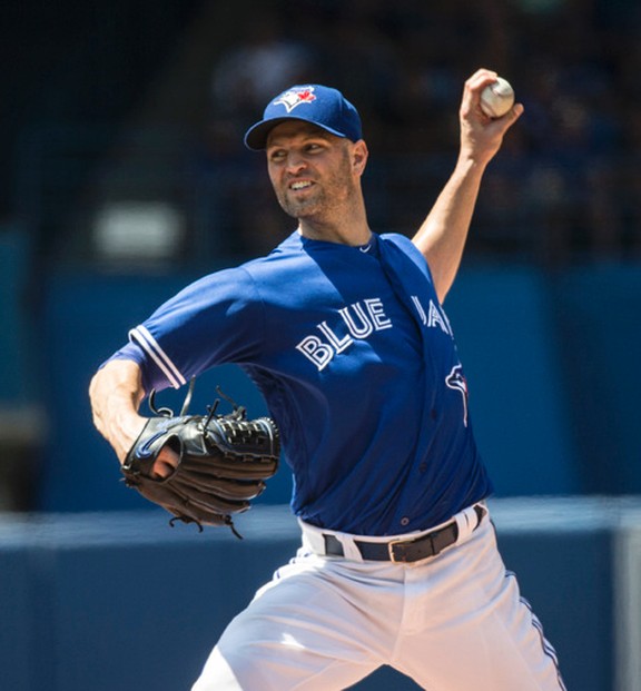 Blue Jays use 7-run inning to beat Orioles, jump into first place in AL ...