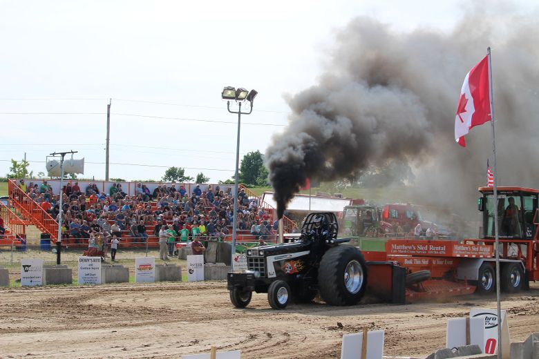 Embro Truck and Tractor Pull draws thousands of attendees despite some ...