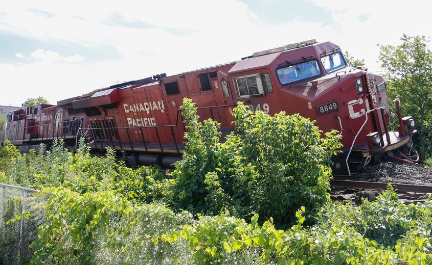 Human error eyed in CP Rail derailment in Toronto | Toronto Sun