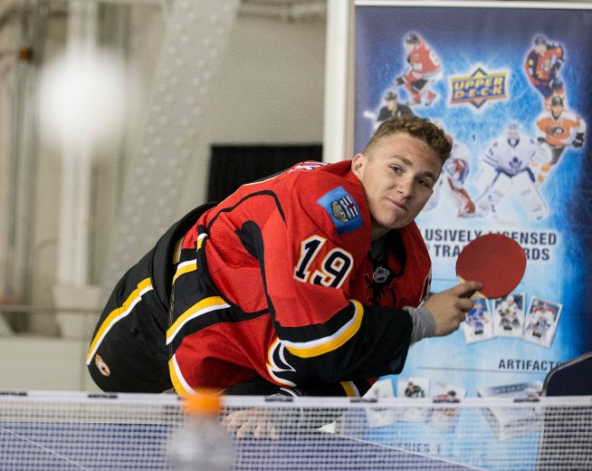 Matthew Tkachuk aims to match dad Keith's NHL rookie camp success ...