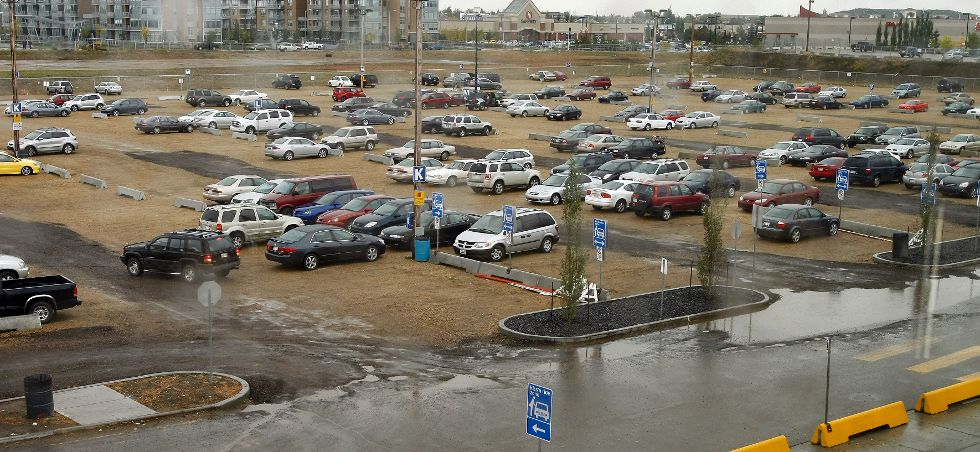 Paid spots spoken for but empty on first day of LRT park and ride ...