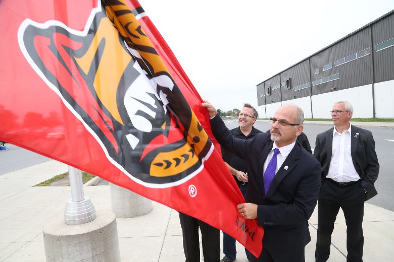 Raising the Sens' flag | Belleville Intelligencer