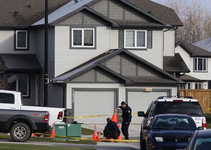 Homicide officers probe fatal shooting at northside home | Edmonton Sun