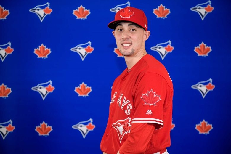 Blue Jays unveil new-look jerseys | Toronto Sun