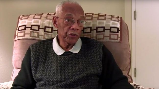 Bernie Custis, pro football's first black QB, dies at 88 | Toronto Sun