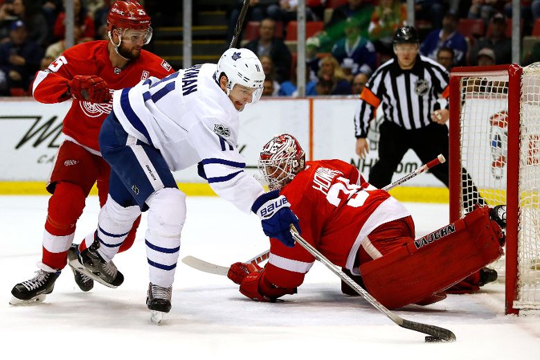 Leafs win wild one over Wings, close in on playoff berth | Toronto Sun