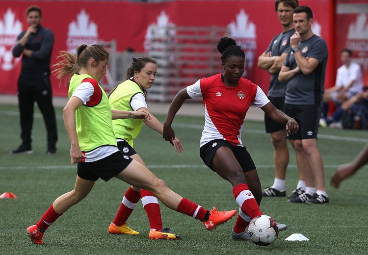 Canadians blazing trails in women's soccer | Winnipeg Sun