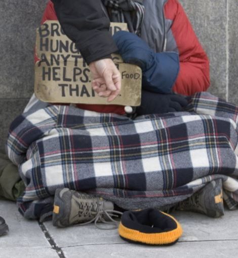 Ontario panhandling law facing constitutional challenge | Toronto Sun