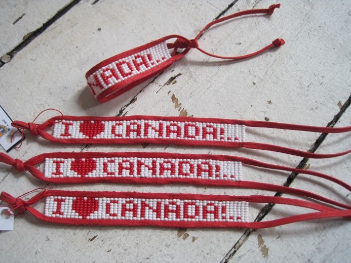 Spread joy, patriotism with 'I Love Canada' bracelets | Toronto Sun