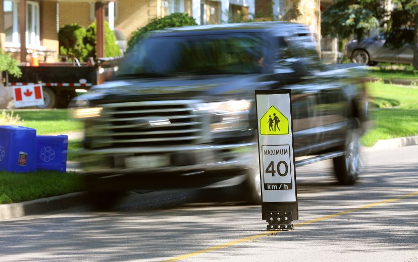 Give school zones a brake, new signs tell drivers | London Free Press