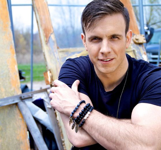 Single by Eric Ethridge breaks into country top 30 | The Sarnia Observer