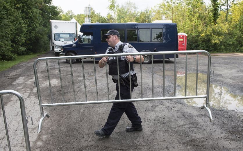 It’s time for straight talk on border mess | Toronto Sun