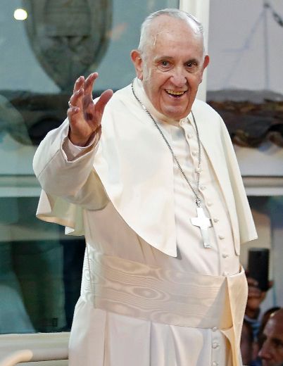 Thief returns life-size Pope cutout to church | Toronto Sun