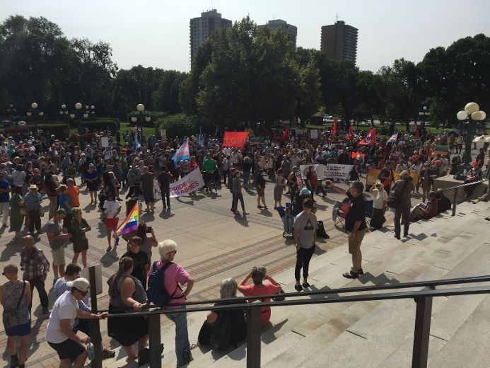 Anti-hate rally preaches inclusivity | Winnipeg Sun