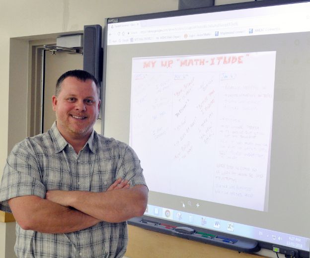 “Exceptional” math teacher to receive prestigious award | Mitchell Advocate