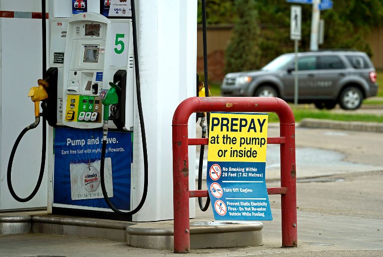 Fuel prepay law takes effect | Sherwood Park News