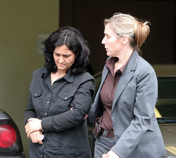 Shafia called girls ‘filthy rotten children,’ wife testifies | Toronto Sun