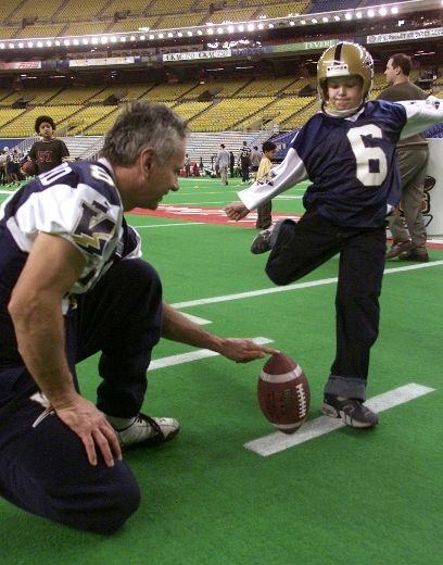 Bombers sign son of CFL legend Bob Cameron | Winnipeg Sun